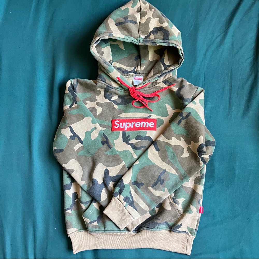 Supreme women’s camo hoodie - Gem
